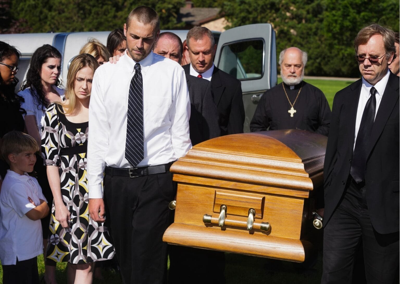 Men's Funeral Attire : What do Men Wear to a Funeral?